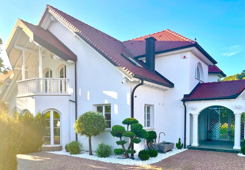 Villa Pool Wellness SPA Golf area near Basel, Kandern (updated prices 2025)