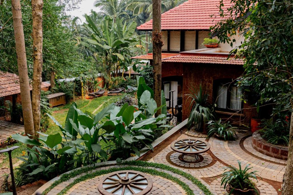 Brij Paraiso Saligao, Goa - An Indo-Portuguese Villa, Calangute ...