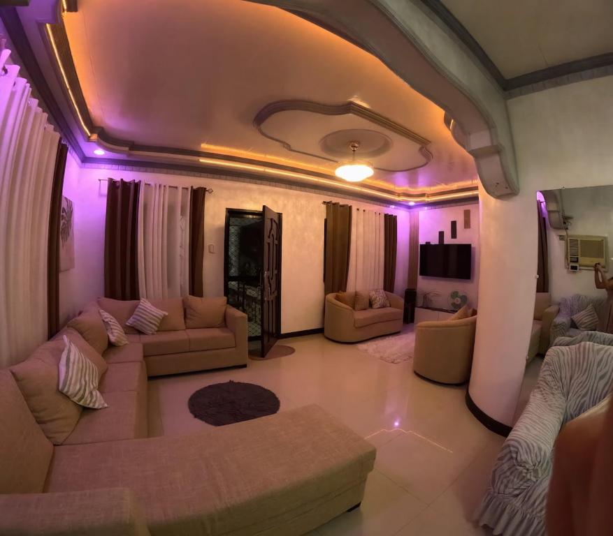 Spacious Home with Great Location in Panabo City, Panabo (giá cập nhật ...