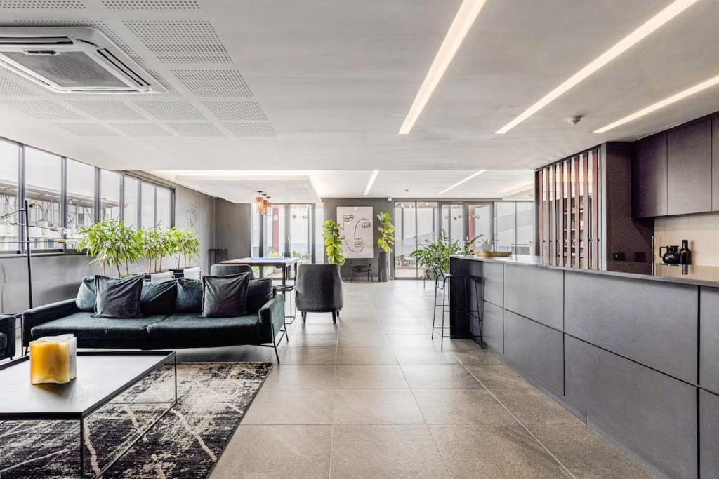 The Lineal Sandton City, Johannesburg (updated prices 2026)