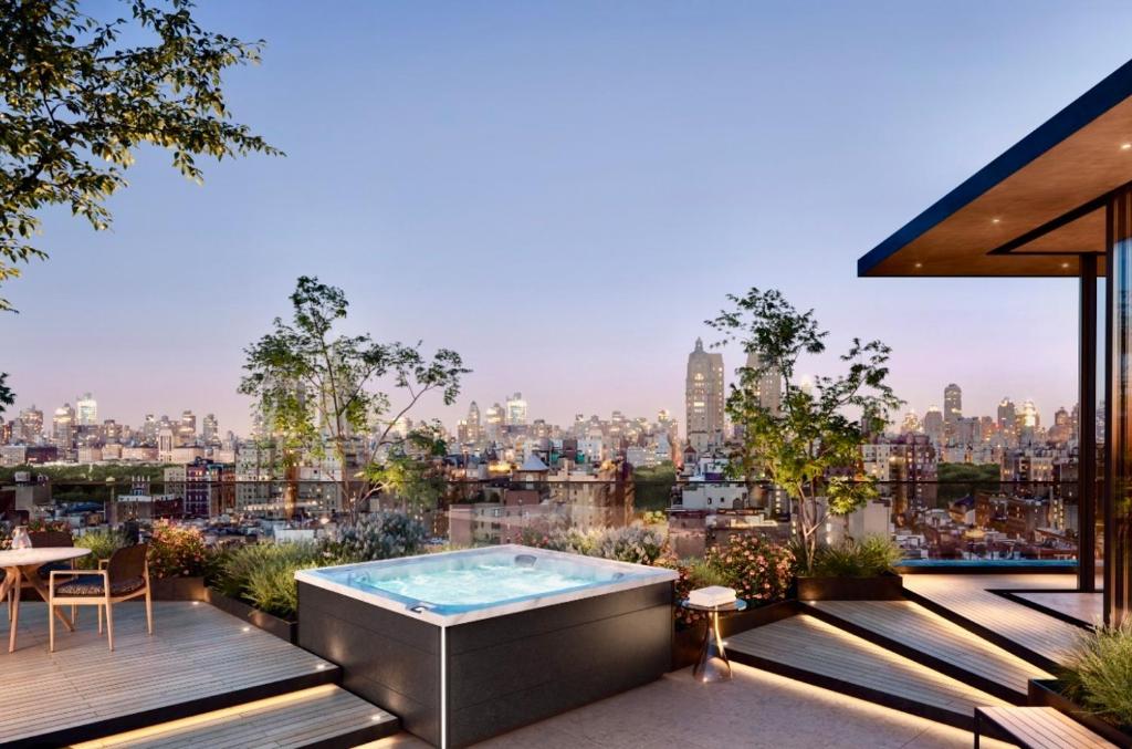 Tower Bridge Roof Top Jacuzzi Boutique Parking, London (aktualisierte ...