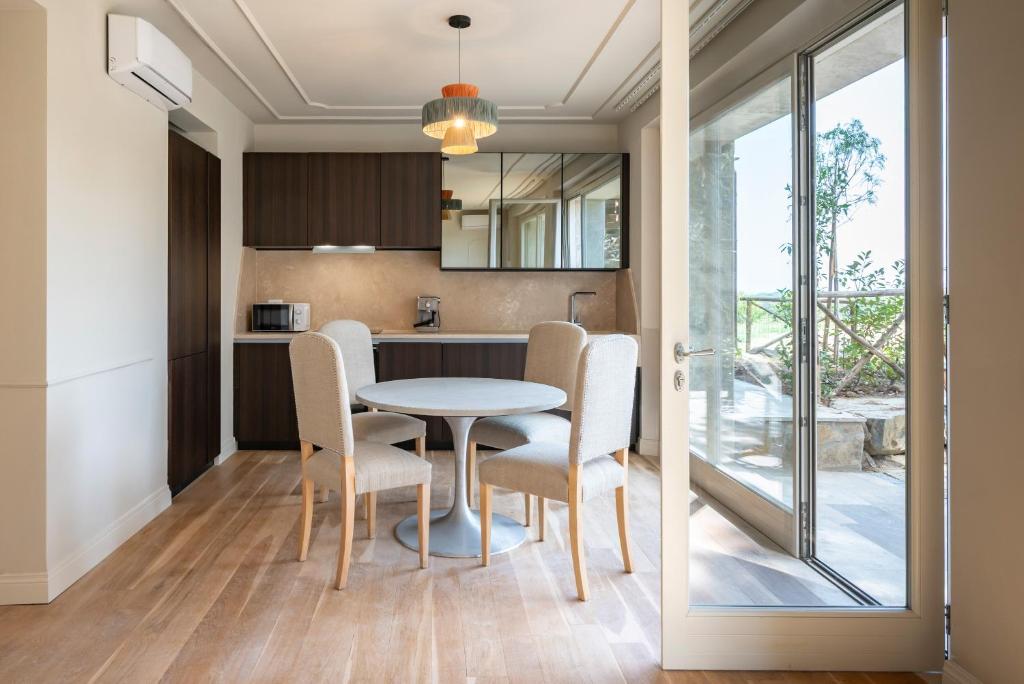 Castel del Mare Suites&Apartments, San Vincenzo (nove cijene za 2025.)