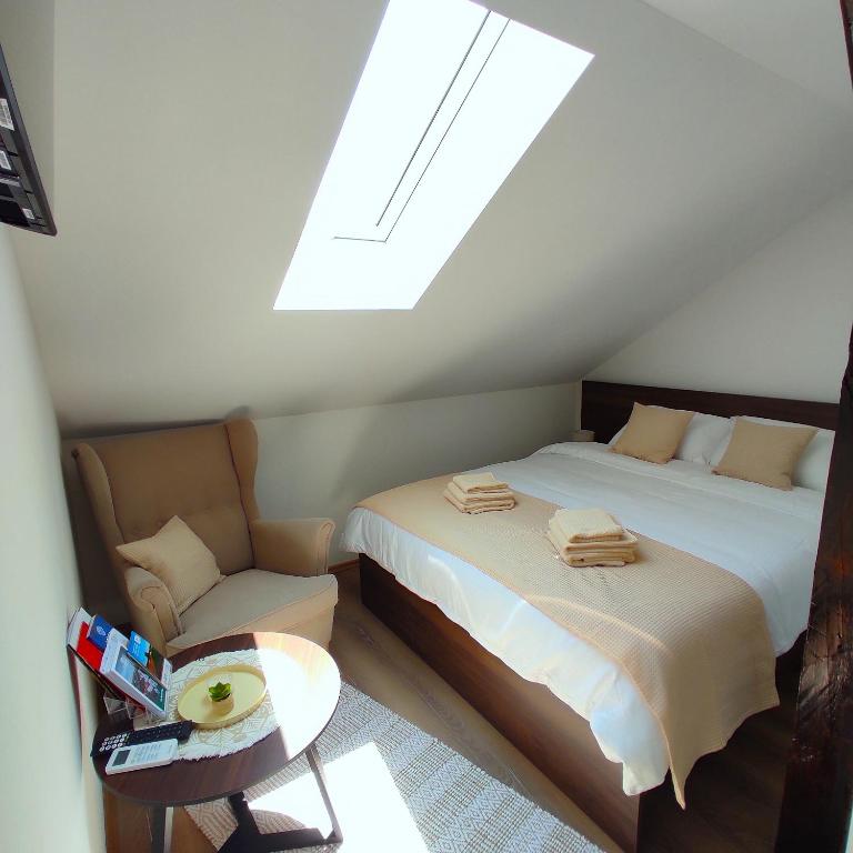 VALLIS sobe, Požega (precios actualizados 2025)