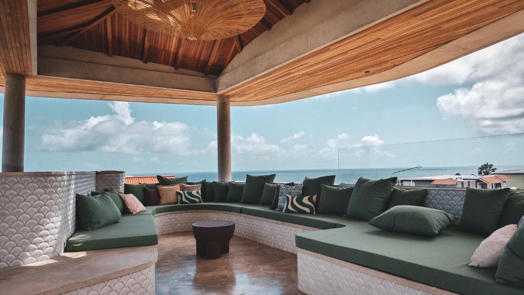 Brand new Organic shaped Villa Aya, Vista Royal, 180 Seaview, Bali ...