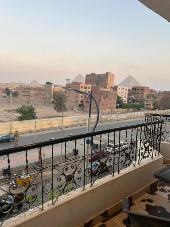 Pyramids Tower, Cairo (prețuri actualizate 2026)