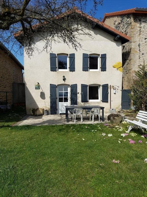 La petite campagne, Roche-en-Régnier (tarifs actualisés, 2025)