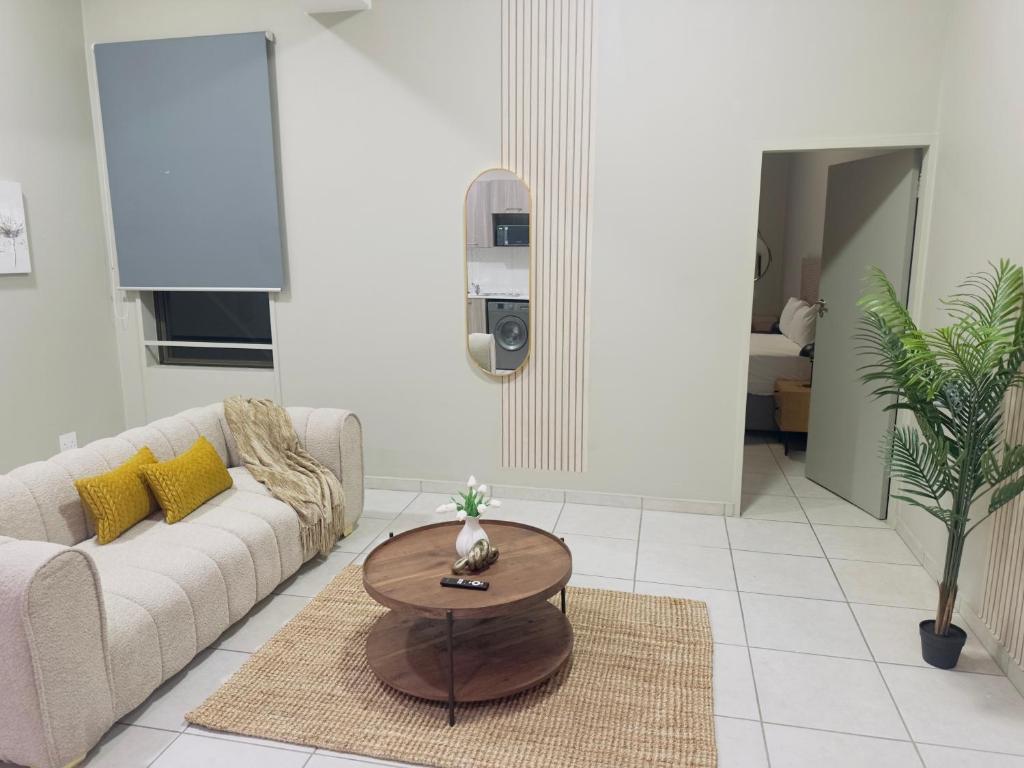 KeyNest Living 01, Johannesburg (uppdaterade priser för 2025)