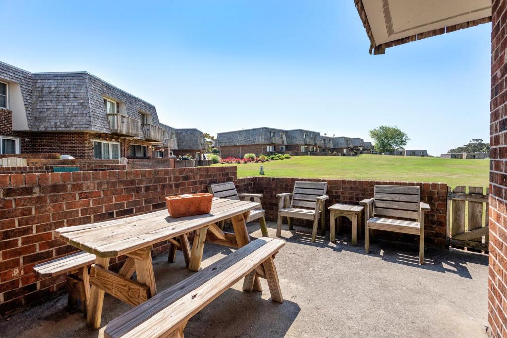 Born In The Sand, Nags Head (updated prices 2026)
