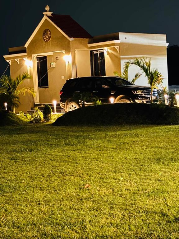 khodiyar farm & villa, Gandhinagar (updated prices 2026)