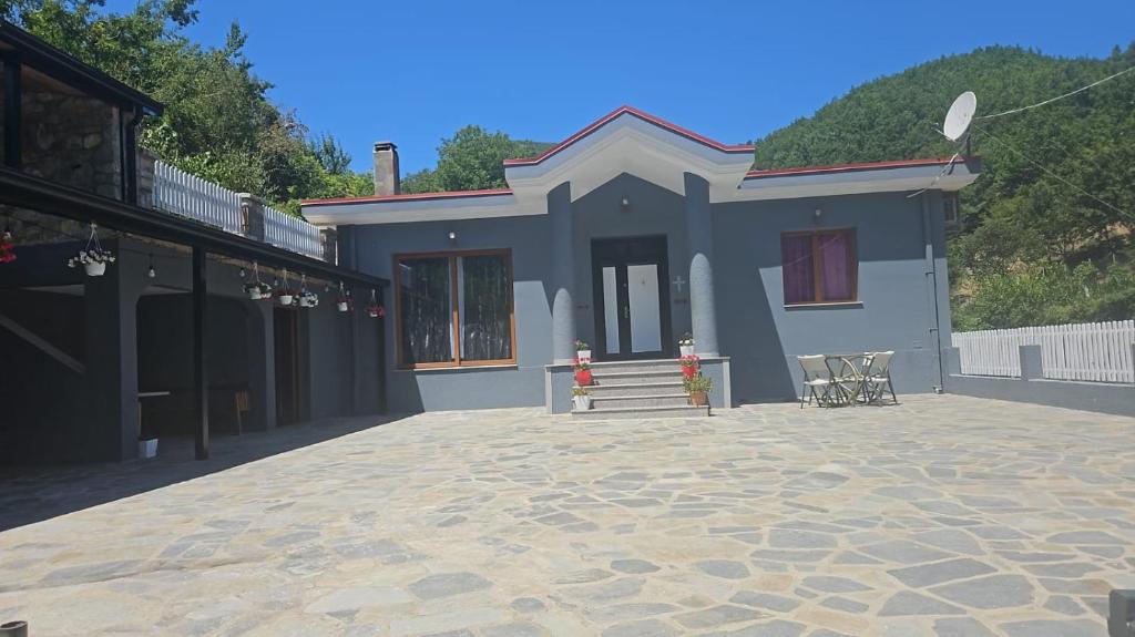 Guesthouse Te Lala, Laç (updated prices 2026)