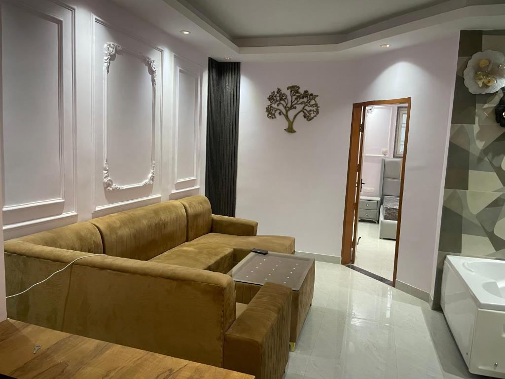 SL Homes, Gurgaon (updated prices 2025)