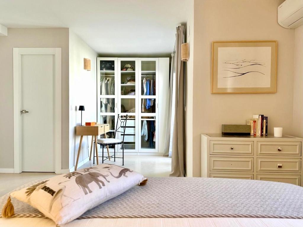 Marbella Mar Golden Mile Luxury Apartments in the Beach - EaW Homes ...