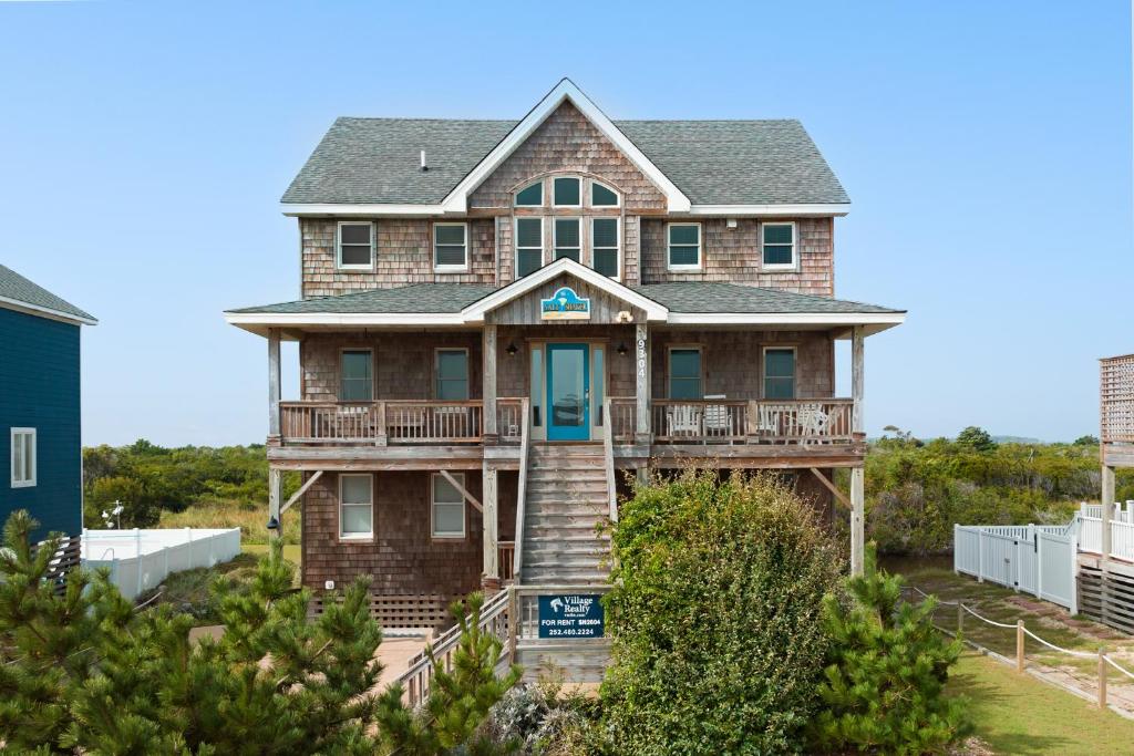 Salt Shaker, Nags Head (updated prices 2026)