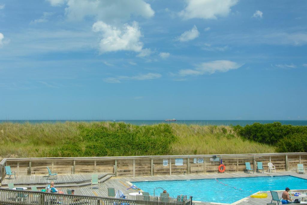 Shoenthal, Nags Head (updated prices 2026)