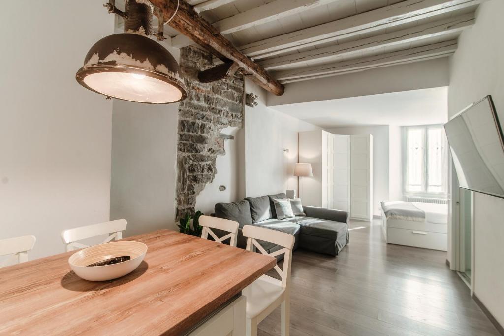 La Maison by Quokka 360 - Historic centre of Como - The Walled City ...