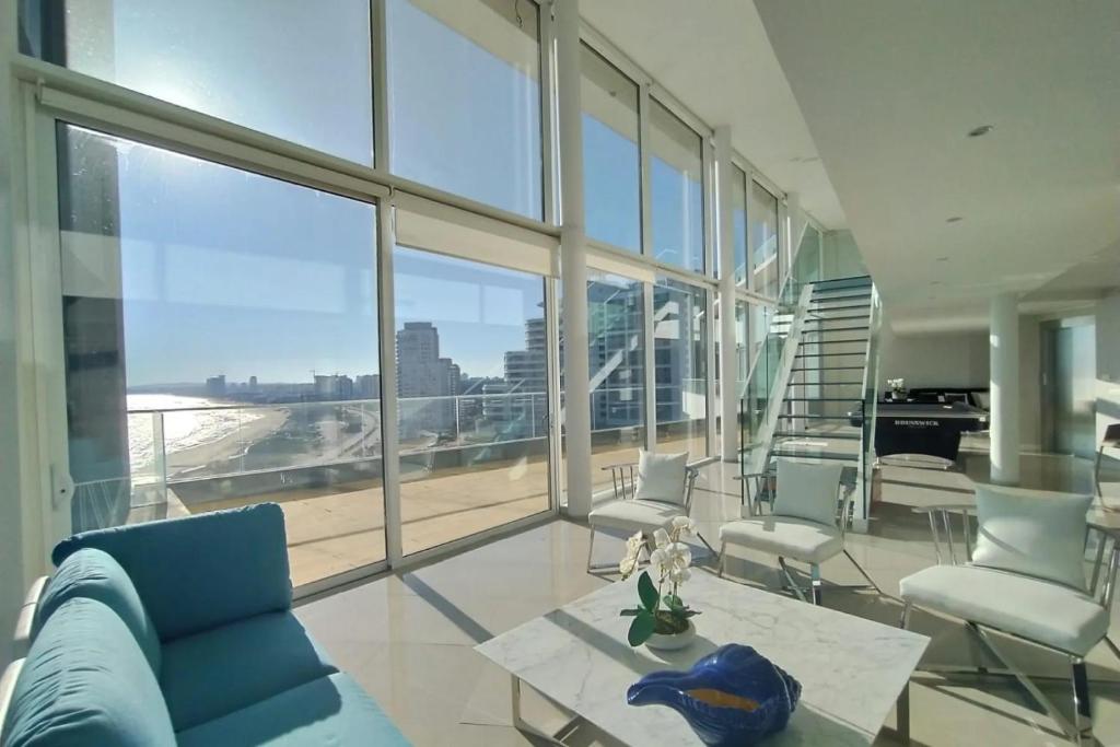 Espectacular propiedad en el edificio ALEXANDER COLLECTION, Punta del Este (aktualisierte Preise ...