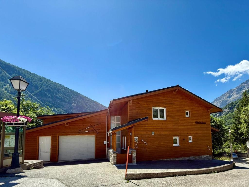Studio in Chalet Lucia - Der Traum am Bach, Leukerbad (precios ...