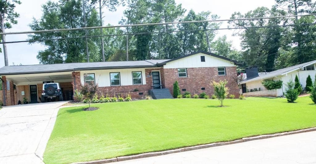 The Cleo, Decatur (updated prices 2025)