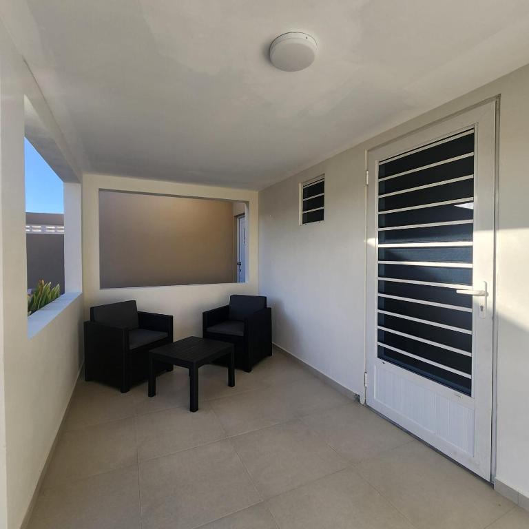 Sabana Mini Resort, 3 Studio's als Groepsverblijf, Fontein (precios ...