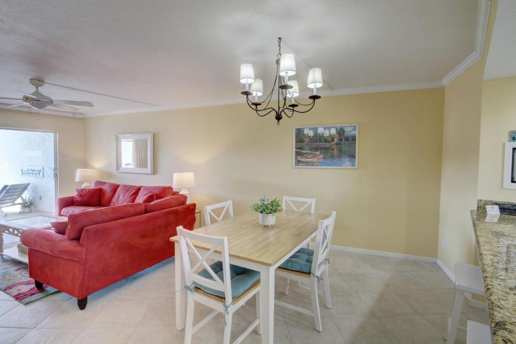 El Matador 255 - Free Tickets!! Your stay includes free tickets to many ...