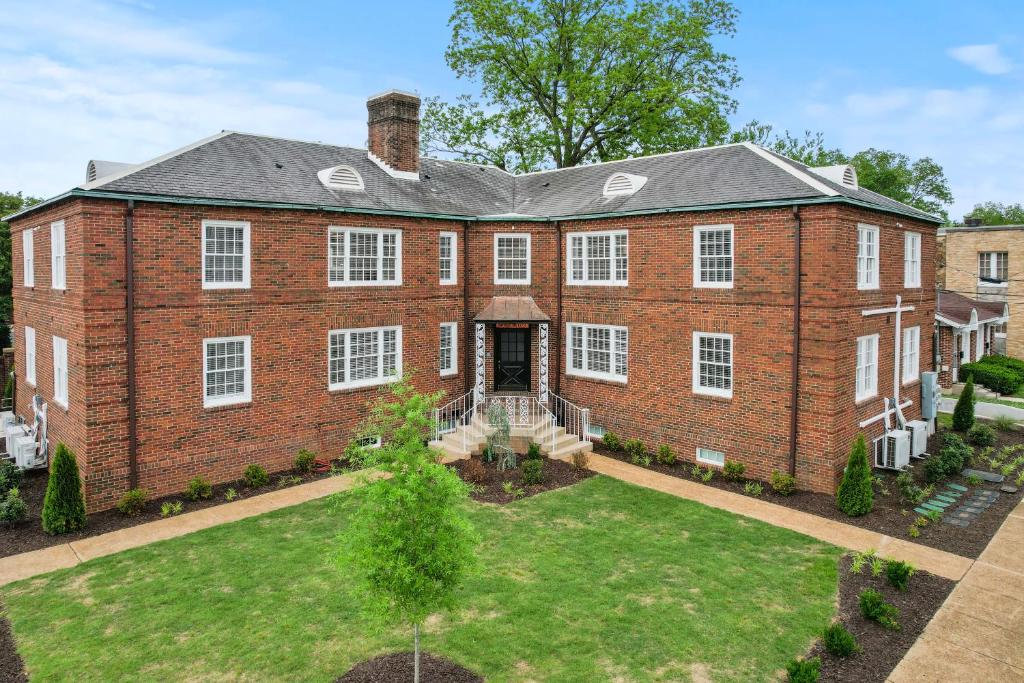 The Monarch Unit 9, Huntsville (updated prices 2026)