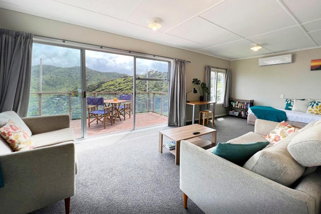 Piha beach amazing views Chill, Surf, Sleep, Piha (precios actualizados ...