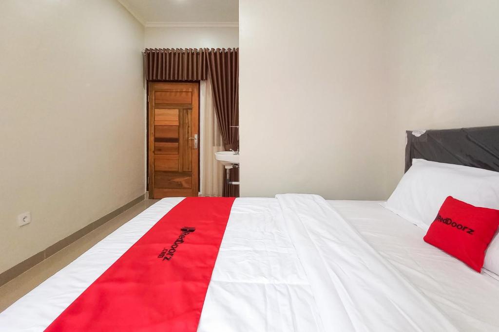 BanjarbaratuRedDoorz at The Nawasena Kandis Riau（2025 年最新房價）