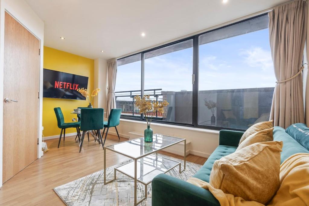 Penthouse 3 Rea place, Birmingham (updated prices 2026)