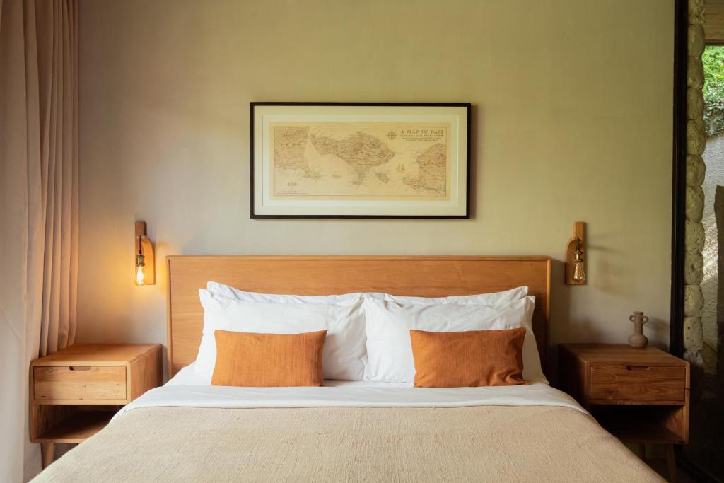 OLA HOUSE Uluwatu Bespoke 2 BR with Salt Water Pool 10 minutes to Best ...