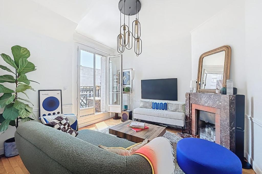 Cozy and bright apartment, Paris (updated prices 2025)