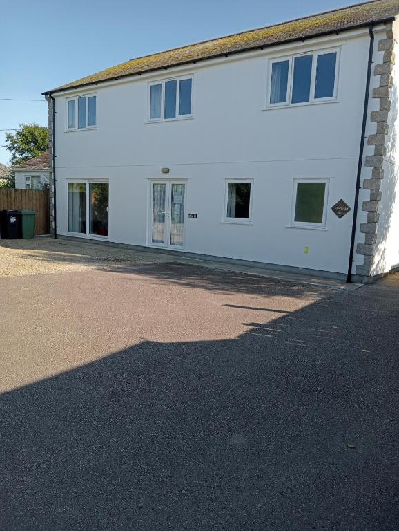 Lyncrest rosudgeon opposite Walters way tr209pa, Saint Hilary (updated ...