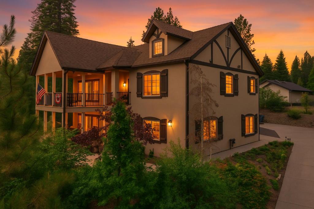 The Chalet At Shaver Lake We Have It All!, Shaver Lake (updated prices ...