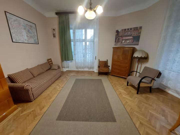 Spacious base in the center with old Budapest style, Budapest (precios ...