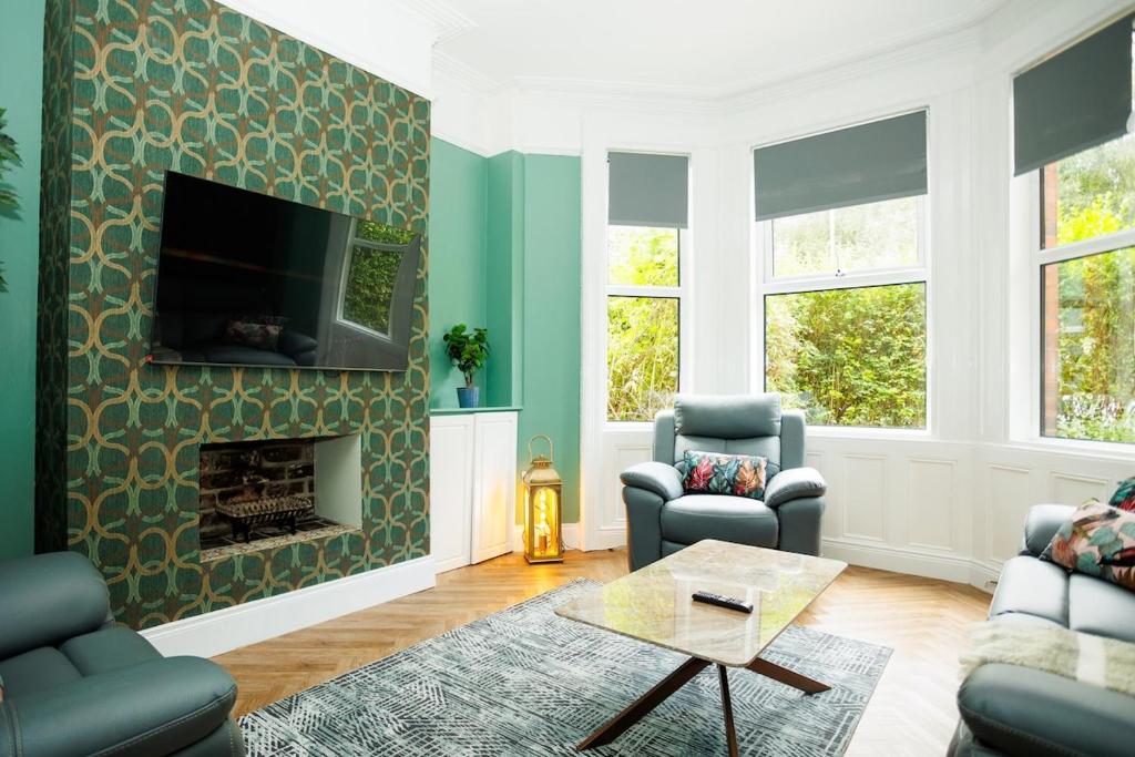 Raven Willow, Belfast (updated prices 2025)