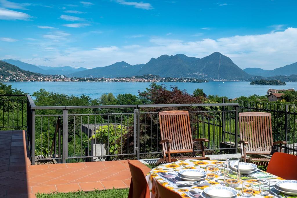Grazia - Bilocale con Vista Lago e Giardino, Baveno (aktualisierte ...