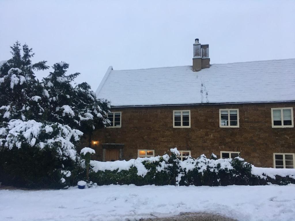 Belvoir Vale Cottage - Hall grounds, Eastwell (ažurirane cene za 2025 ...