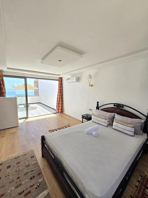 Open waves surf house, Agadir (updated prices 2026)
