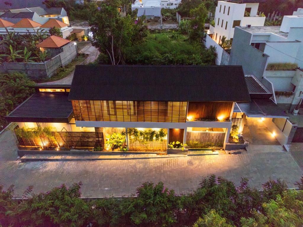 Komorebi House - 3BR Brand New Villa in Uluwatu, Uluwatu (prezzi ...