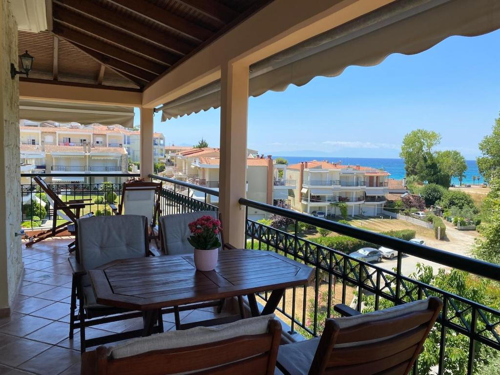 Helios-Siviri Seaside Apartment, Siviri (updated prices 2026)