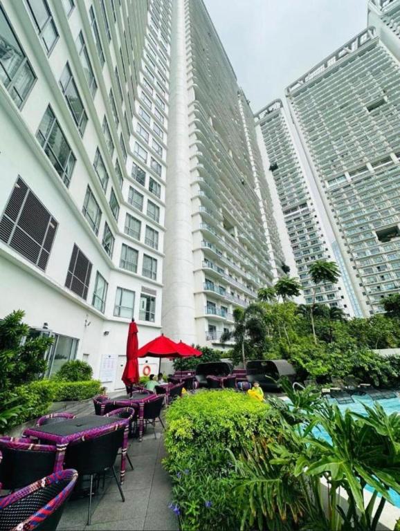 Novotel Manila Hotel Residences at Acqua by Amore, Manila (uppfærð verð ...