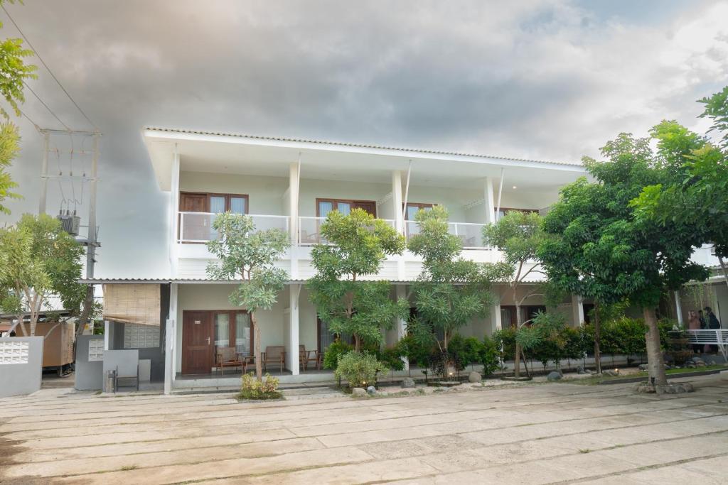 Maluk Stay, Maluk (updated prices 2026)