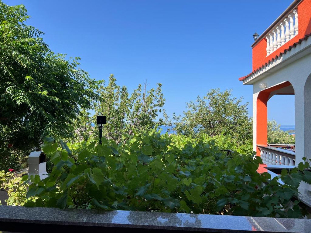 Rab, Razvala (preços atualizados para 2025)