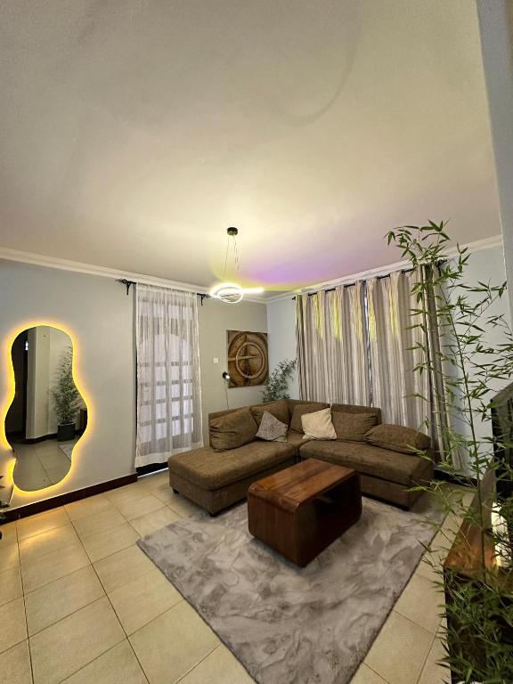 Byran Living（アルーシャ）：（最新料金：2025年）