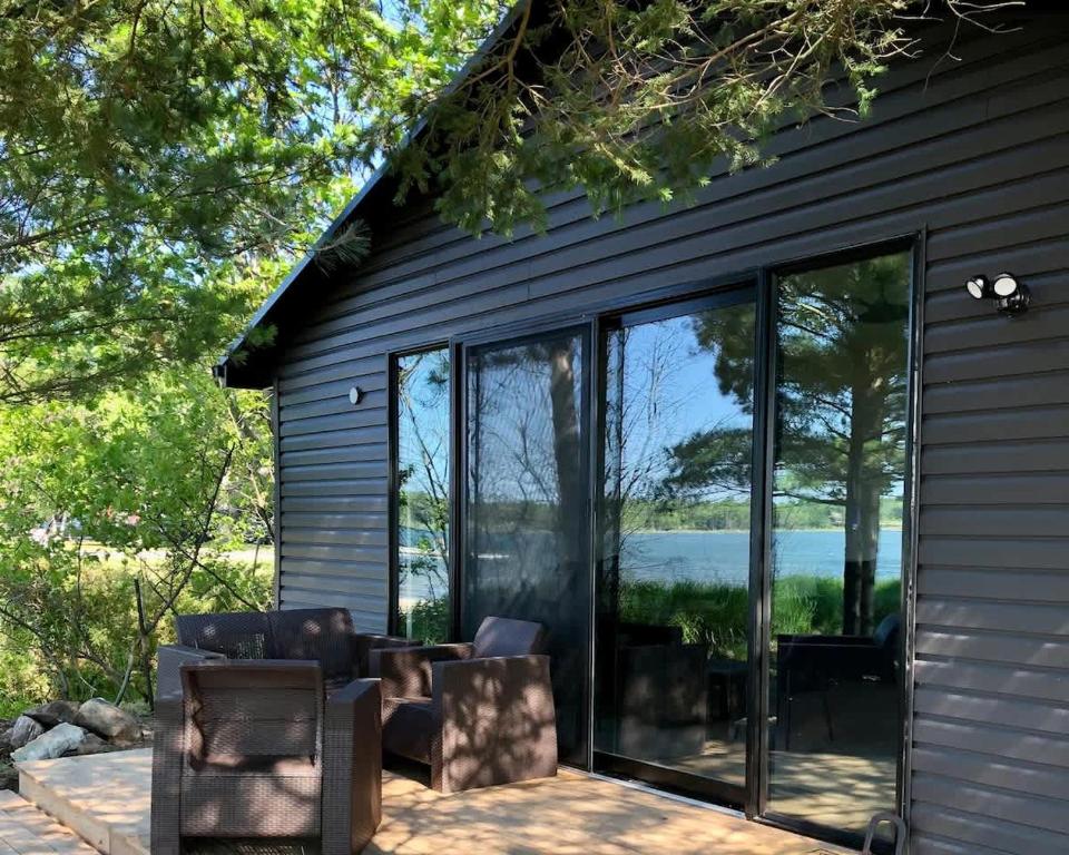 Renovated 3-Bedroom Cottage in Georgian Bay #12, Dillon (tarifs ...