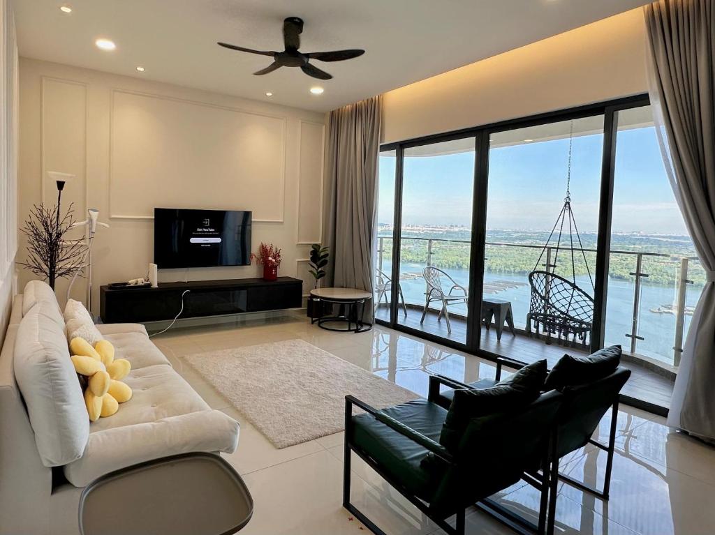 Superb Seaview 3 Balcony Near CIQ JB 3B2B, Джохор-Бару (актуальные цены 2025 года)