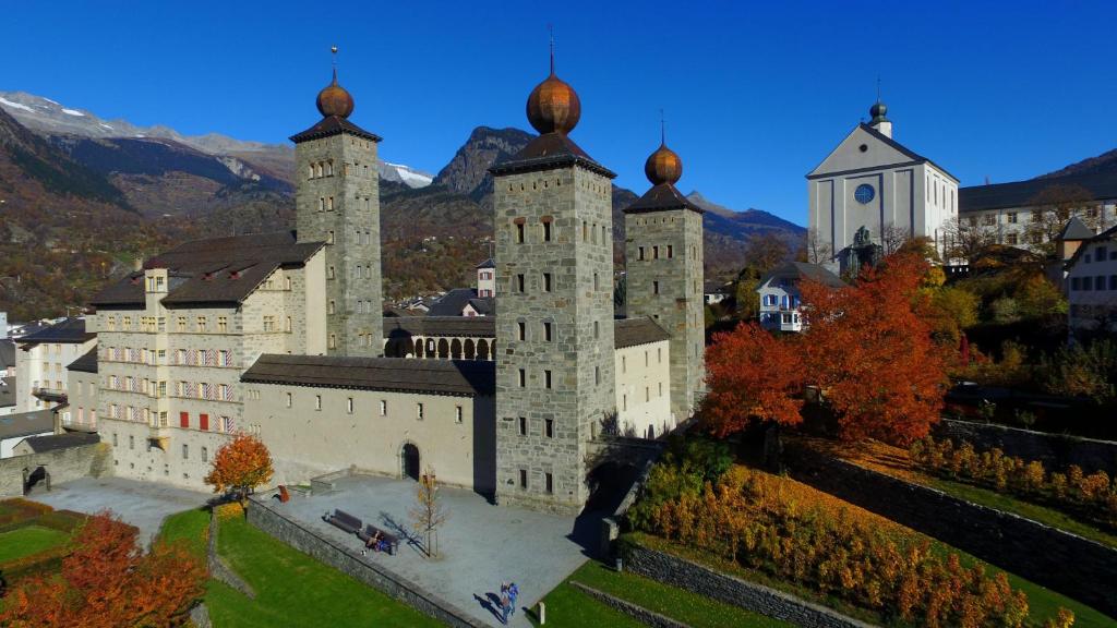 Schlosshotel - Self Check-In Hotel, Brig (updated prices 2025)