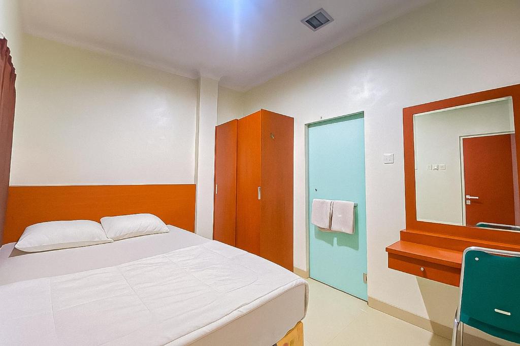 Tebet Utara RedPartner, Jakarta (updated prices 2026)