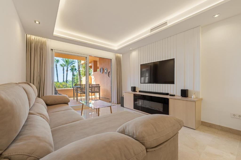 El Oasis de Marbella with Sea View, Marbella (updated prices 2026)