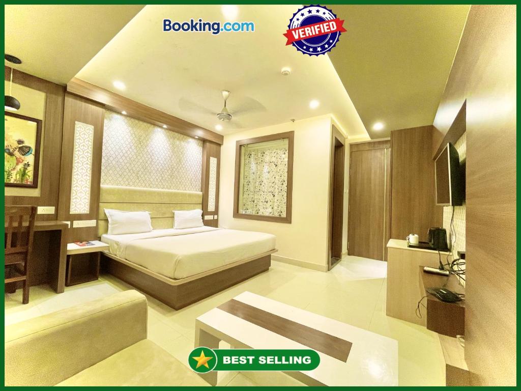 PREMIUM & PRIME LOCATION HOTEL K#PALACE PURI ! Near Sea Beach and ...