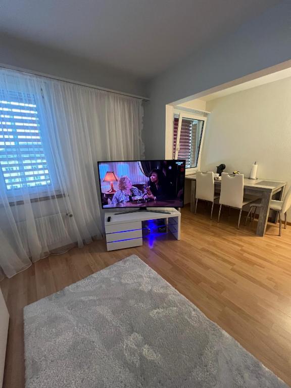 Matteo Studio, Marin (tarifs actualisés, 2025)